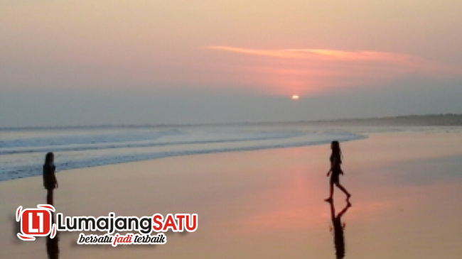 Pantai Pancer, Pesona Laut Selatan yang Menenangkan di Puger Jember