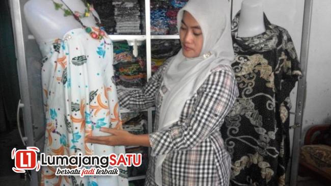 Kembang Kempis Batik Menak Koncar Khas Lumajang Dalam Mencari Pasar