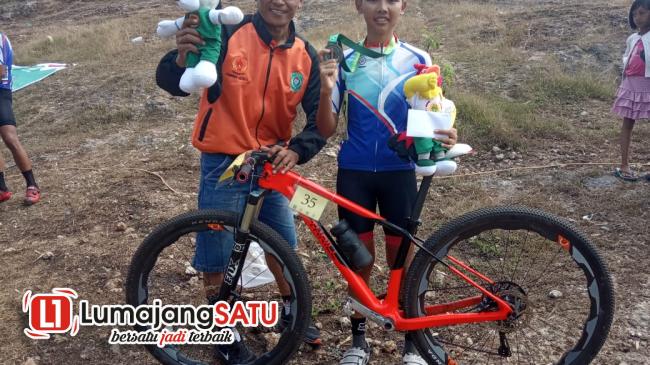 Aris Santoso Bangga Anak Didiknya Raih Mendali di PORPROV