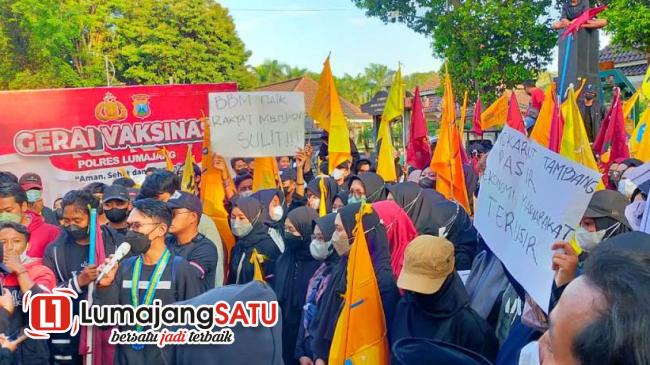 PMII dan IMM Lumajang Demo, Ini Tuntutannya