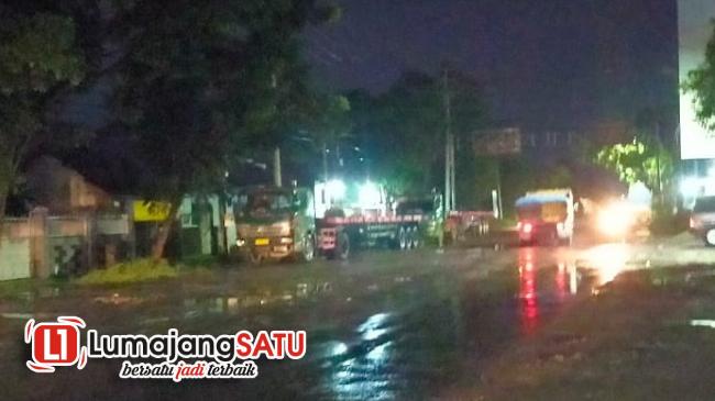 Truk Besar Akan Dilarang Lewat Jalan JLT Lumajang Truk Besar Akan Dilarang Lewat Jalan JLT Lumajang